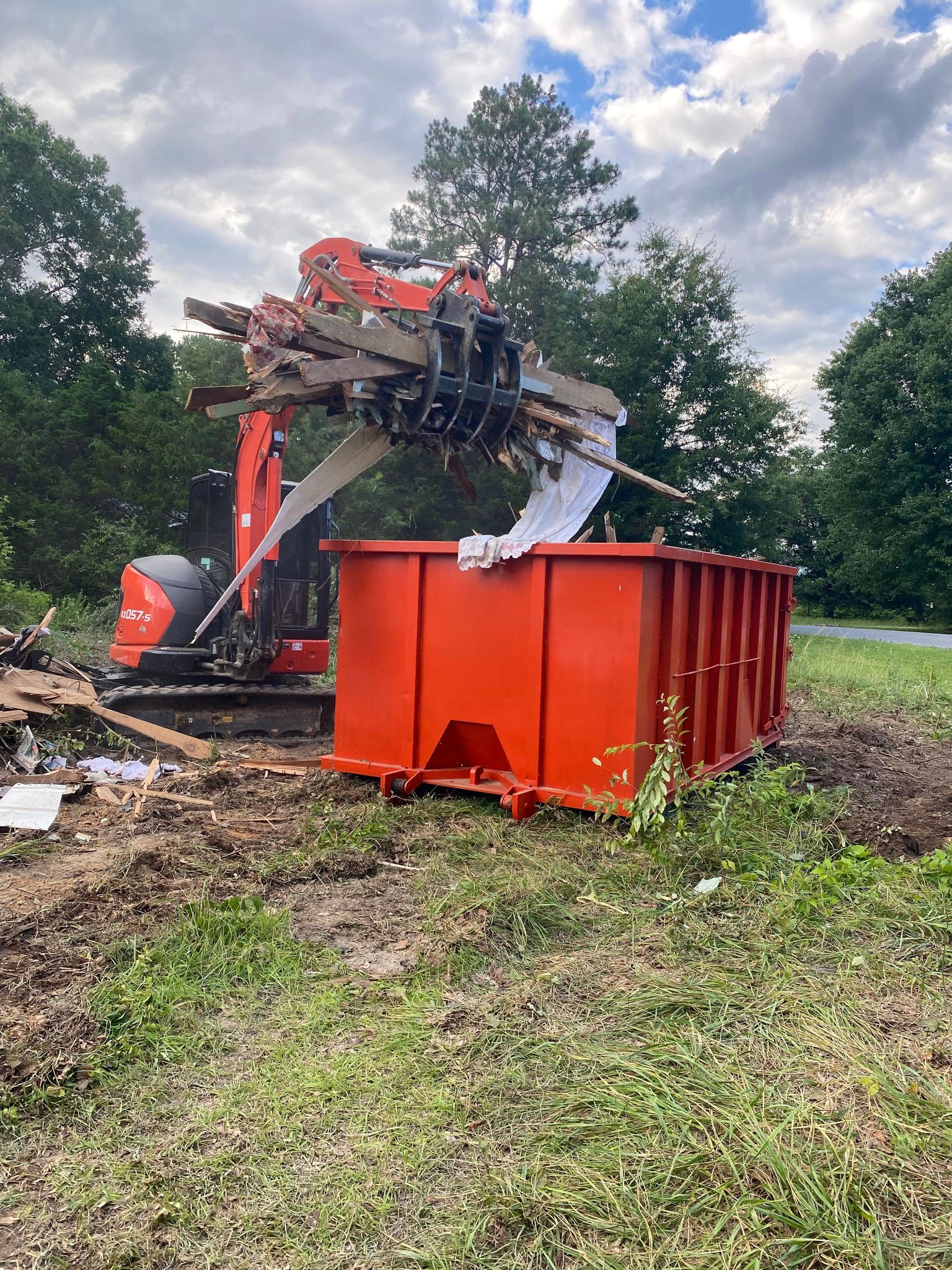 Dumpster Rentals & Junk Removal - Cullman, AL - Dutch Dumpsters